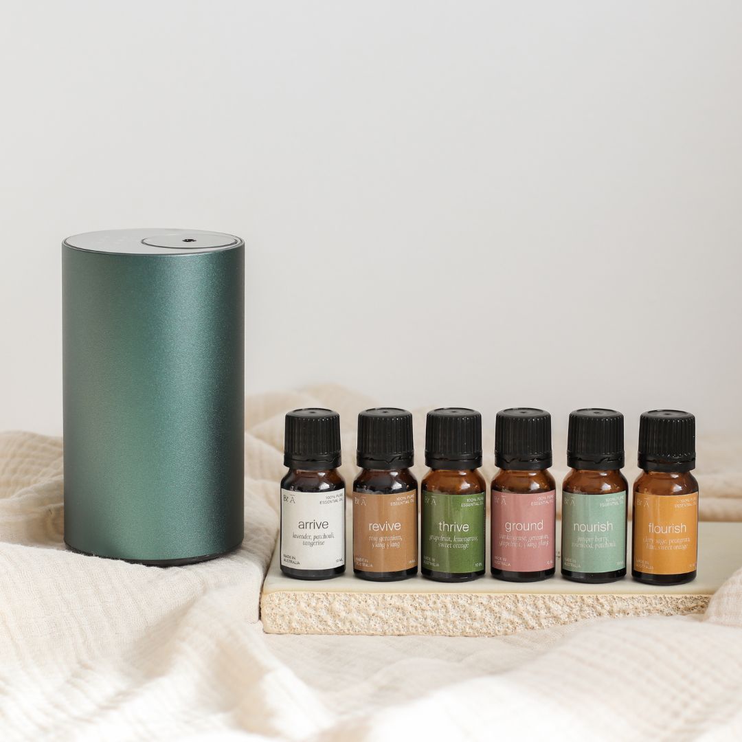 Begin to Arrive Ora Diffuser Green Aromatherapy Diffuser & Six ...